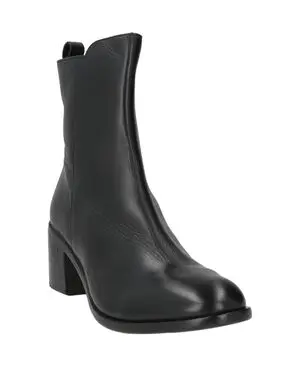 Moma Leather Ankle Boots - Black