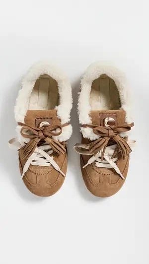 Farm Rio Sherpa Sneakerinas