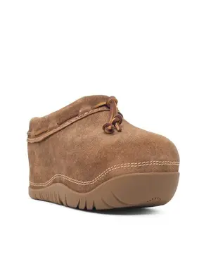 UGG Buckled Slip-on Boots - Maroon