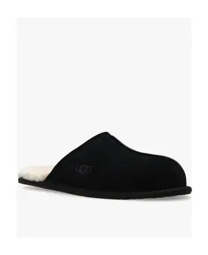 UGG Scuff Logo Embossed Slippers
