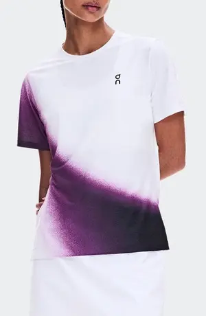 On Court-t Swing Performance T-shirt - White/cassis
