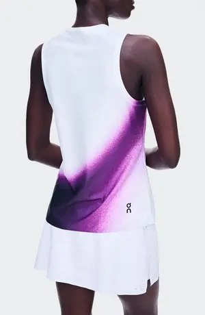 On Court Performance Swing Tank