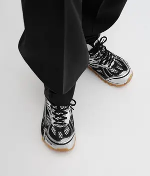 Bottega Veneta Orbit Sneaker - Black/silver