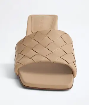 Bottega Veneta Parco Mule