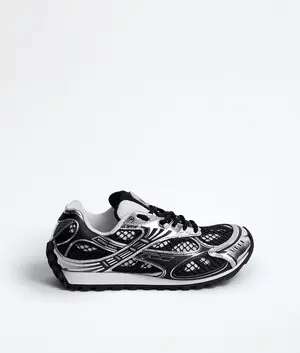 Bottega Veneta Orbit Sneaker - Black/silver