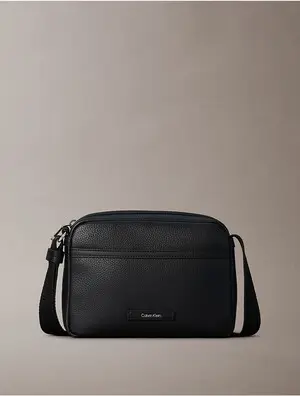 Calvin Klein Pebble Camera Bag - Black