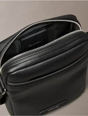 Calvin Klein Pebble Reporter Bag