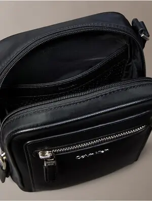 Calvin Klein Hardware Logo Mixed Reporter Bag