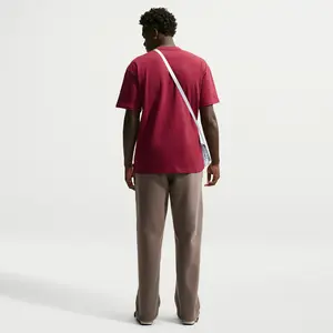 Nike Sportswear Premium Essentials T-shirt