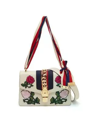 Gucci Sylvie Floral Embroidered Shoulder Bag - Neutrals