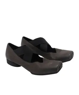 UMA WANG Square-toe Ballet Flats