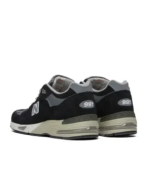 NEW BALANCE 991v1 Sneaker