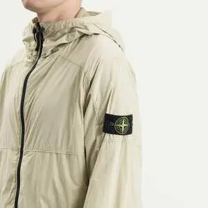 Stone Island Ultralight Nylon Stretch-tc Hooded Jacket