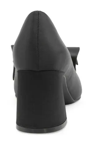 CHARLES DAVID Antonia Pointed Toe Pump With Bow Detailing