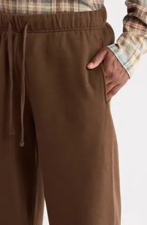 PACSUN Jeri Extreme Baggy Fleece Sweatpants - Brown