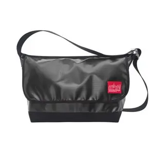 MANHATTAN PORTAGE Vinyl Vintage Messenger Bag - Black
