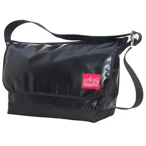 MANHATTAN PORTAGE Vinyl Vintage Messenger Bag - Black