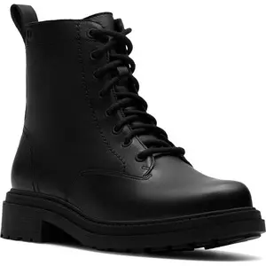 CLARKS Orinoco 3 Lane Leather Boot