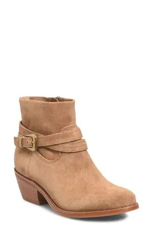 Sofft Block Heel Booties