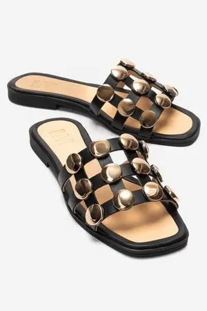 FOREVER & ALWAYS SHOES Bareon Leather Sandal Black