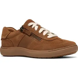 Clarks Nalle T-toe Sneaker - Tan Suede
