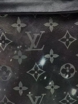 LOUIS VUITTON 2018 Bumbag Galaxy Discovery Belt Bag