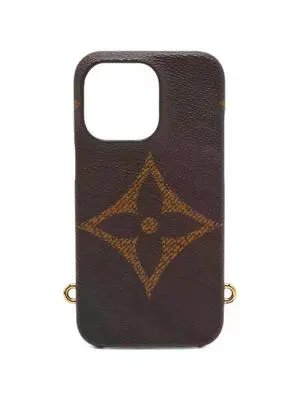 LOUIS VUITTON Reverse Monogram Giant Iphone 18pro Case - Brown