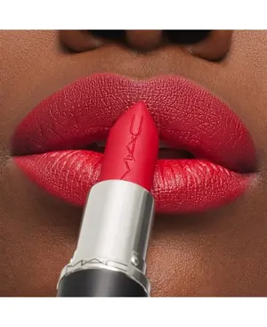 MAC COSMETICS Mâ·aâ·cximal Silky Matte Lipstick - Ruby Woo