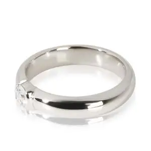 Tiffany & Co. 0.21 Ct Round Brilliant Diamond Solitaire Engagement Ring