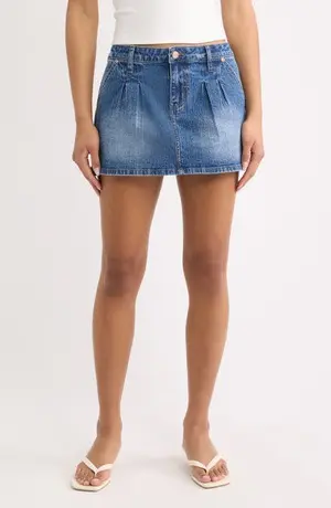 FADE OUT LOUD Pleated Denim Miniskirt - Medium Wash