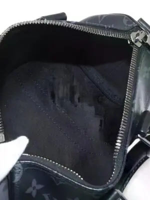 LOUIS VUITTON Monogram Eclipse Reverse Keepall Bandouliere 25 Satchel