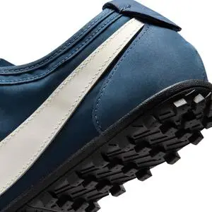 Nike Low-top Retro Casual Sneakers - Black