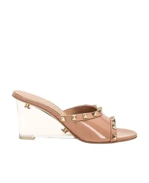 Valentino Garavani 80mm Rockstud Patent Leather Mules - Nude