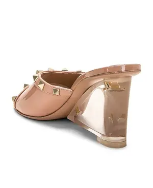 Valentino Garavani 80mm Rockstud Patent Leather Mules - Nude