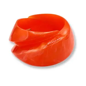 MICHAEL NASH JEWELRY Brigite Polished Resin Carved Bangle - Orange