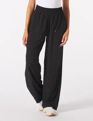 GLYDER Sydney Wide-leg Stretch Woven Pants - Black