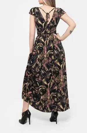 DISTURBIA Dionaea Flytrap Print V-neck Maxi Dress