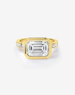 Ring Concierge 3.03 Carat Emerald Lab-grown Diamond Engagement Ring With Channel Set Baguette Diamonds In 14k Yellow - Gold