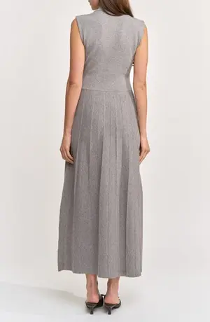 EN SAISON Annie Sleeveless Maxi Sweater Dress
