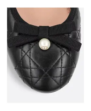 Dior Quilted Leather Ballerina Flats With Bow And Cd Pearl Detail - Black