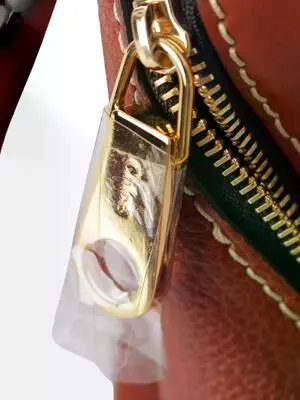 Chloé 2002-2026 Small Leather Daria Satchel