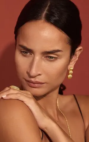 PAMELA ZAMORE Isla Triple Oval Earrings