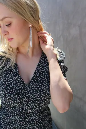 REJECTED HEARTS CLUB Chevron Dangle Earrings - Silver