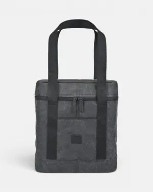 OUT OF THE WOODS Walrus Cooler - Ebony