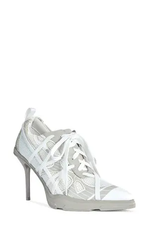 AZALEA WANG Crosswalk Pump - Light Grey