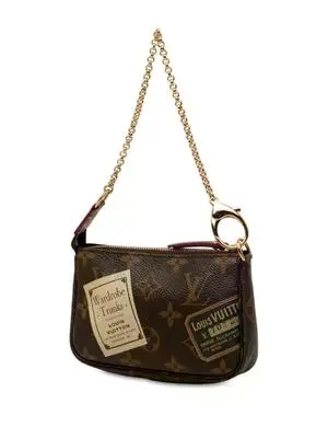 LOUIS VUITTON Mini Pochette Accessoires Handbag