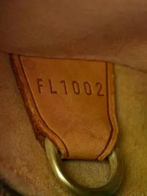 LOUIS VUITTON 2002 Gm Cité Monogram Shoulder Bag