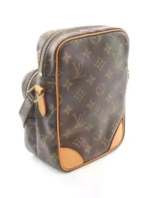LOUIS VUITTON Monogram Canvas Crossbody Bag