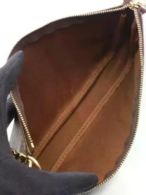 LOUIS VUITTON 2001 Pochette Accessoires Monogram Handbag