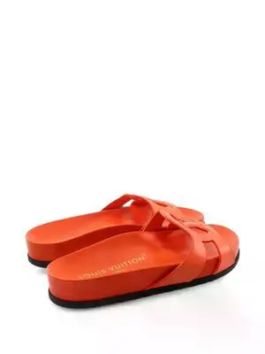 LOUIS VUITTON Isola Circle Flat Sandals